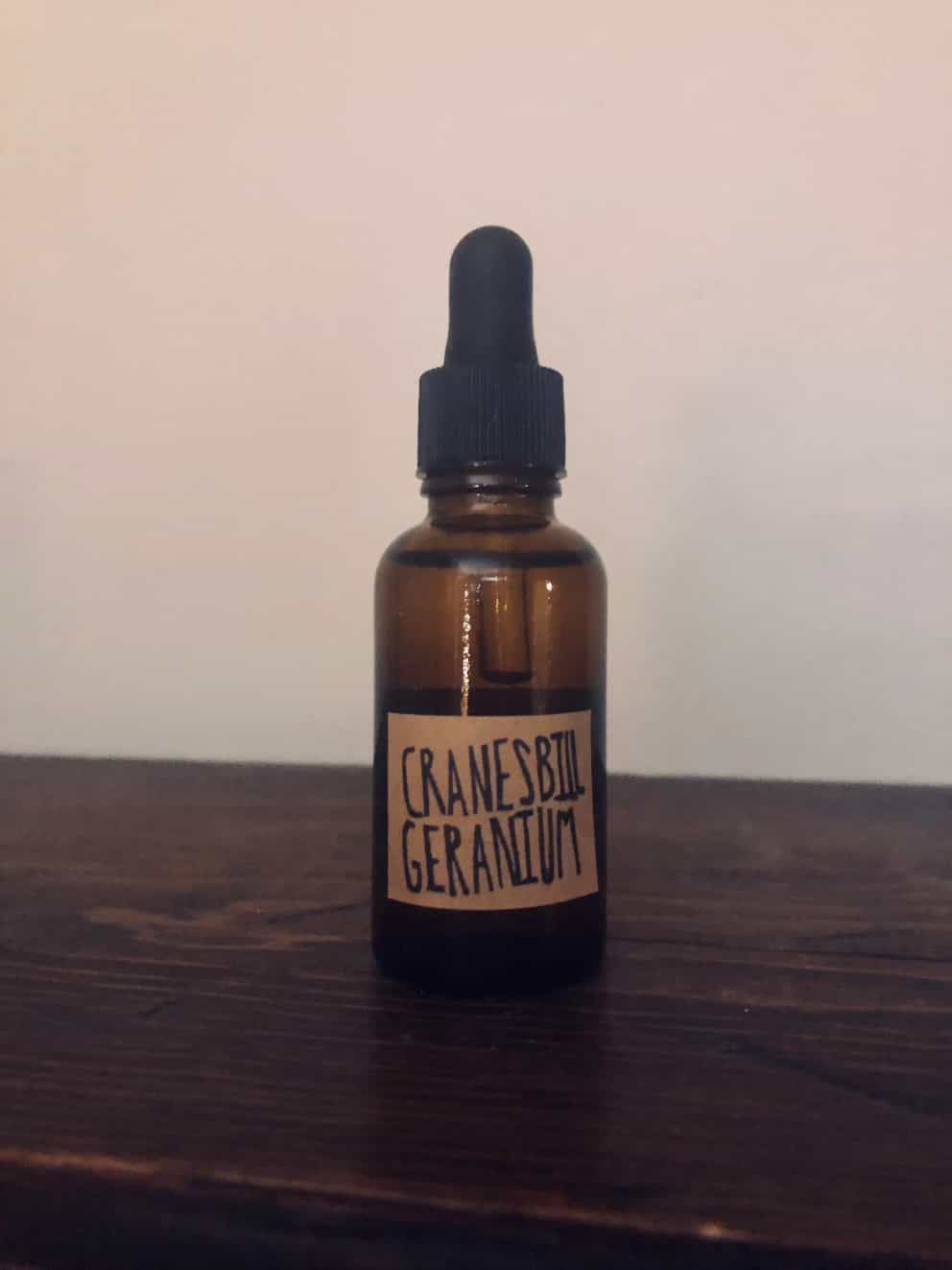 crane's bill geranium root- wild foraged and tinctured fresh - Buy ...