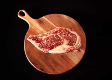 100% All-Natural Grass-Fed Fullblood Wagyu Bone-In Ribeye Steak - Buy ...